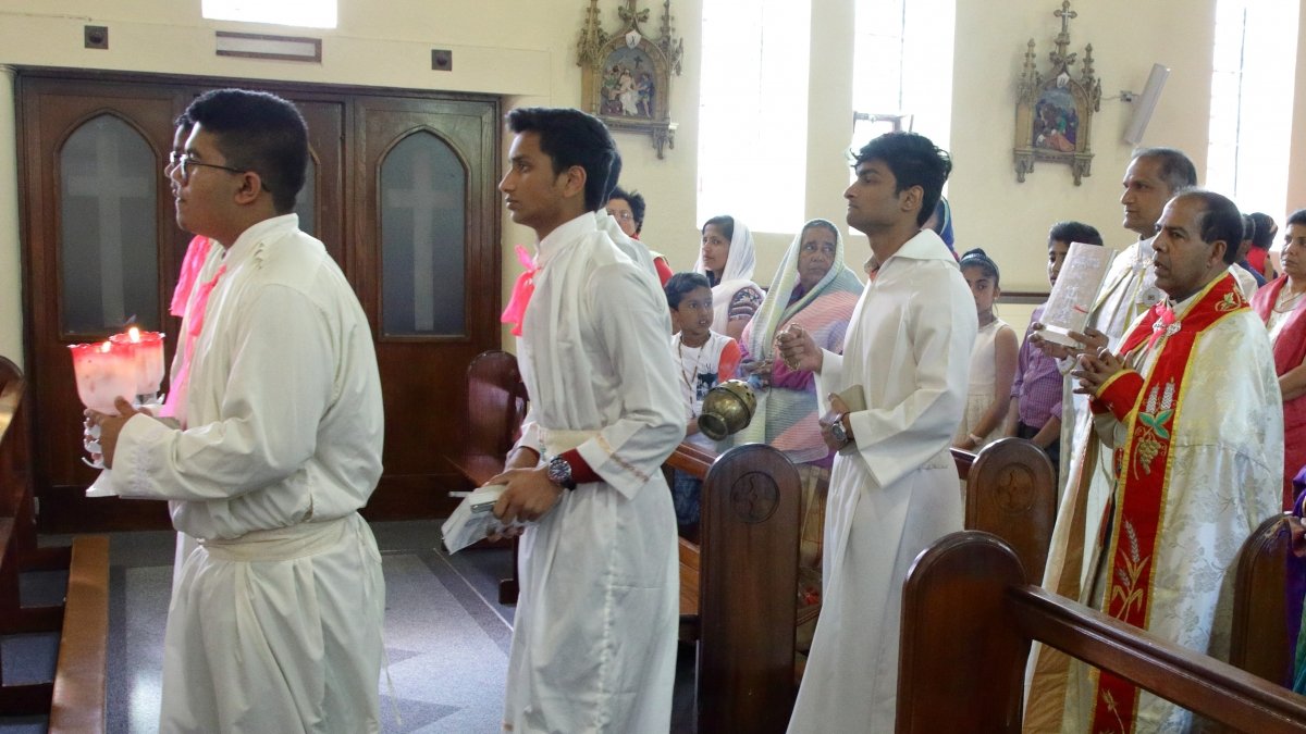 Sacristans & Altar Servers - Syro Malabar Catholic Church Community ...